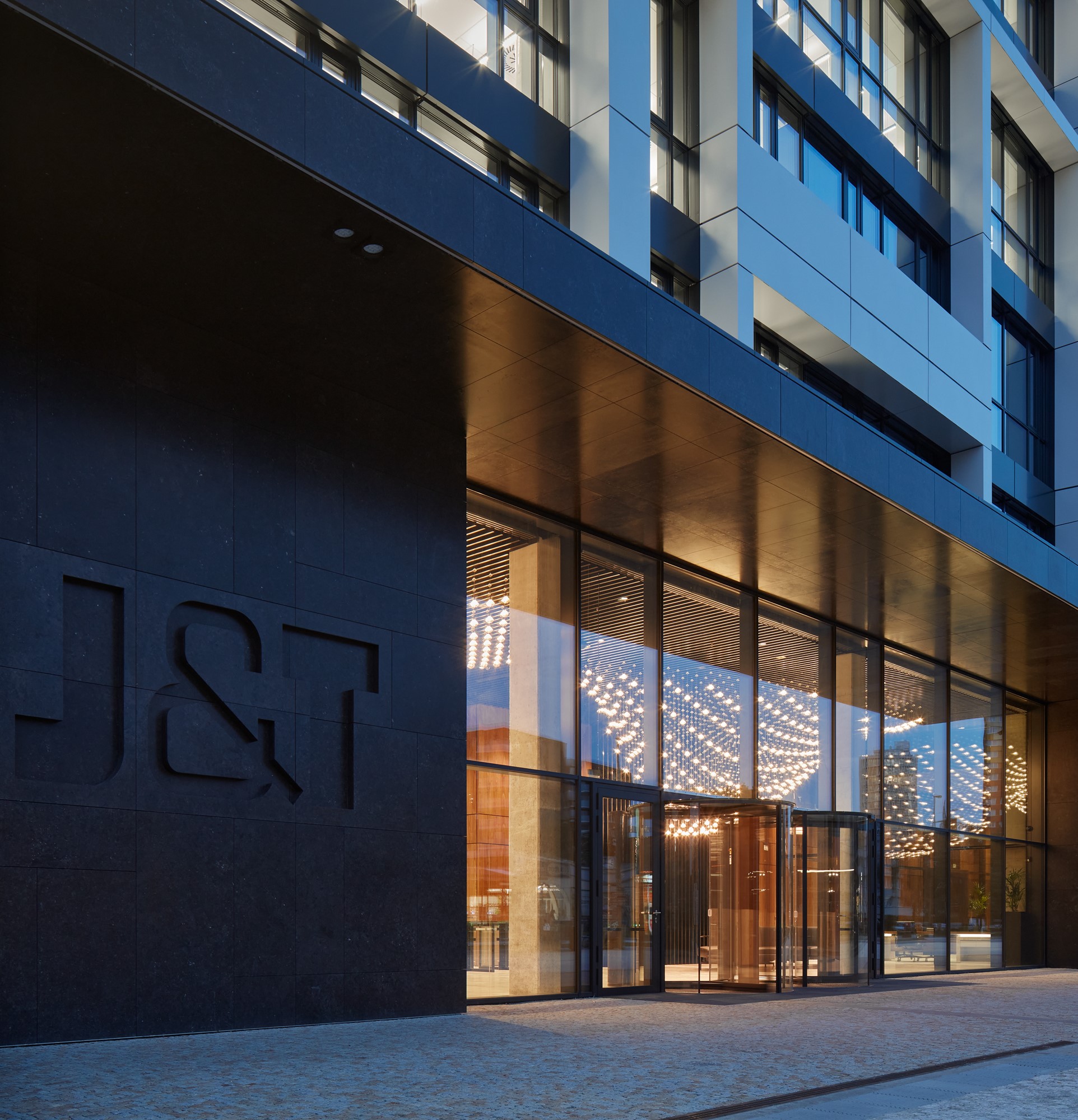Contact | JTRE London